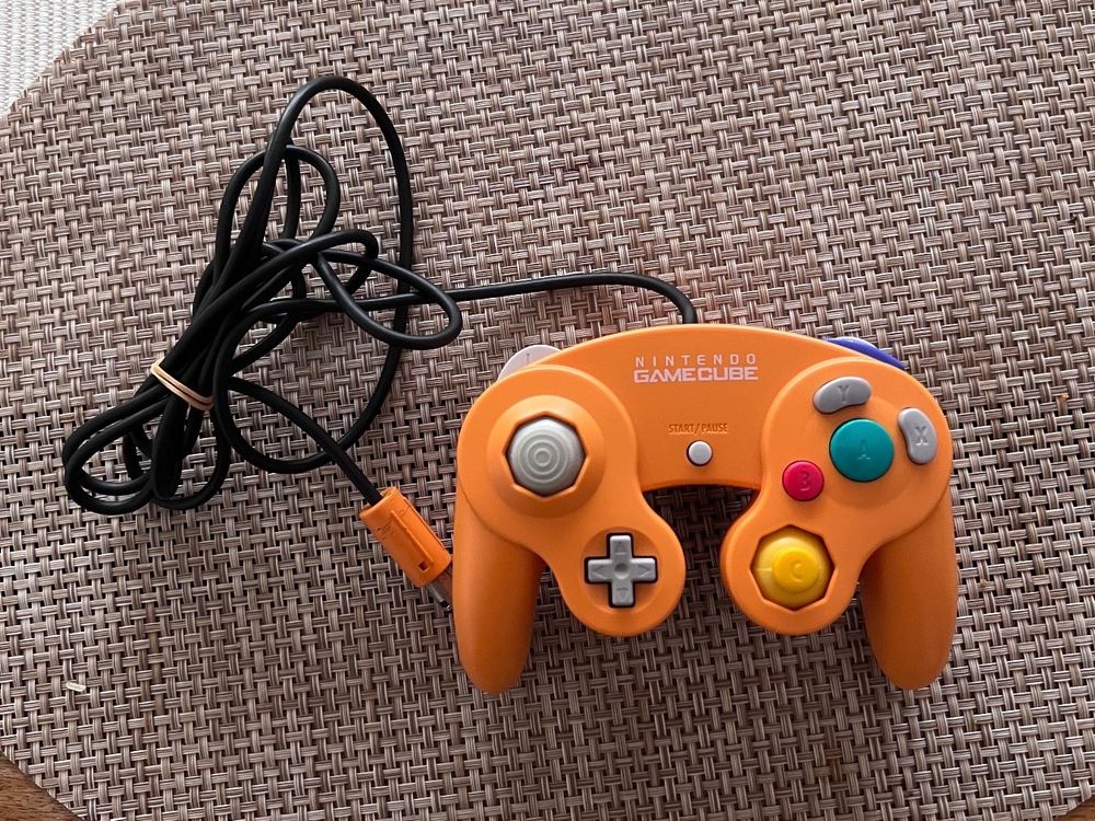 Gamecube Controller Spicy Orange (Gebraucht) in Uetikon am See für CHF ...