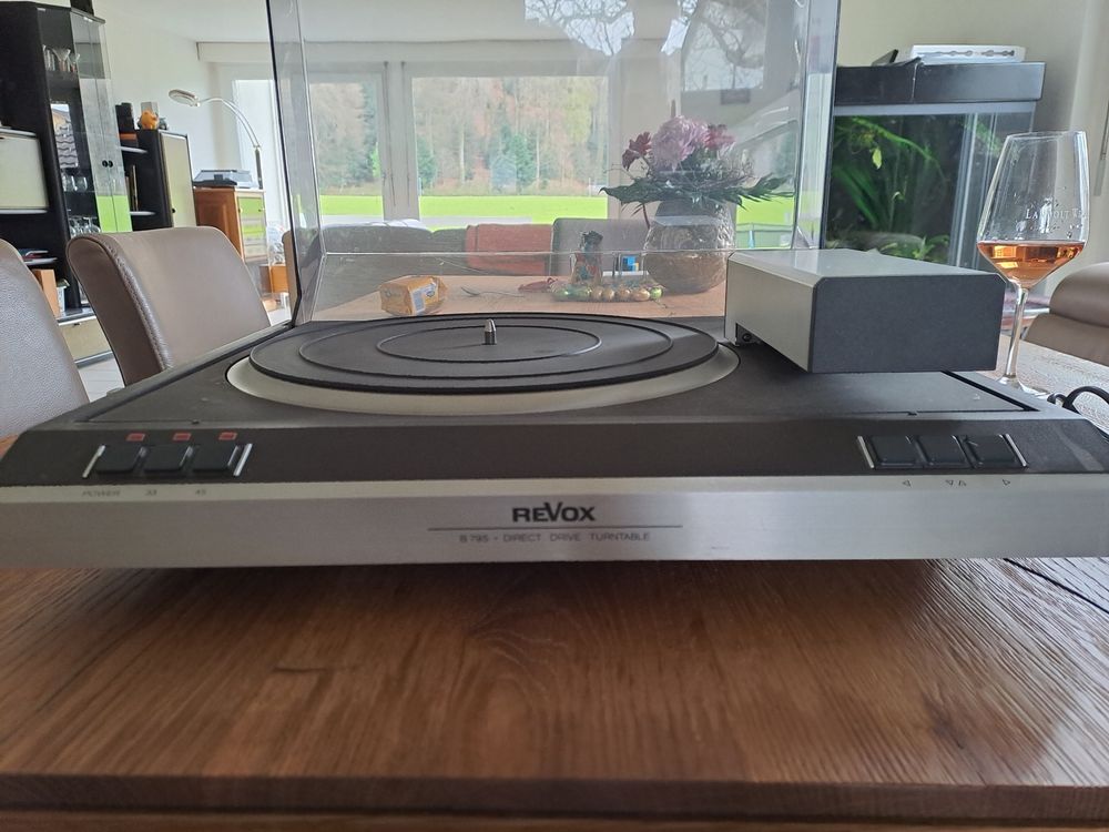 Plattenspieler Revox B 795 (Defekt) in Samstagern für CHF 106 – nur ...