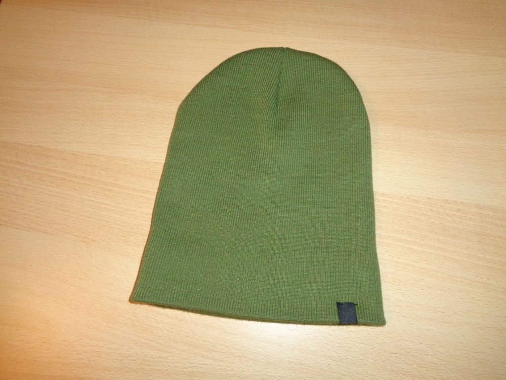 Grüne Mütze *** / von Pull&Bear (Neu (gemäss Beschreibung)) in ...