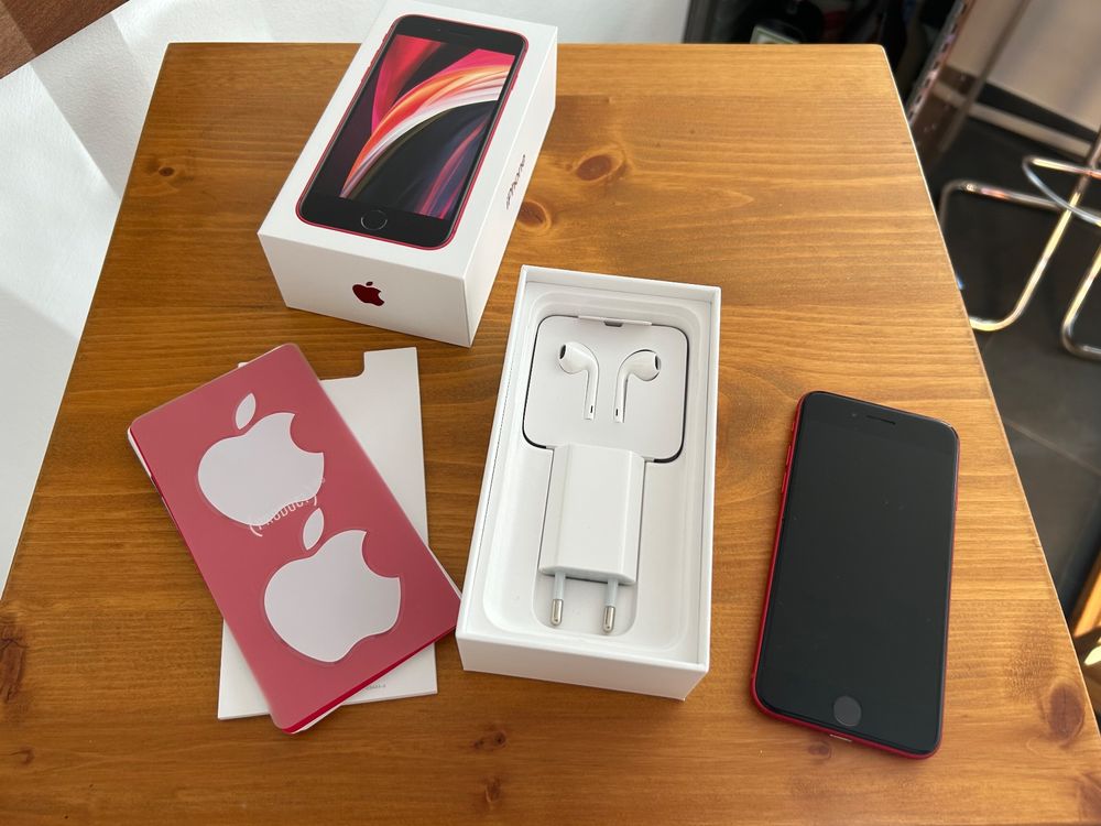 iPhone SE (PRODUCT)red 128GB Jg 2000 (Gebraucht) in Winterberg ZH für ...
