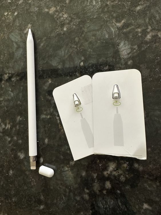 APPLE iPad Pen (inkl. 2 Ersatzspitzen) (Gebraucht) in Oberwangen b ...