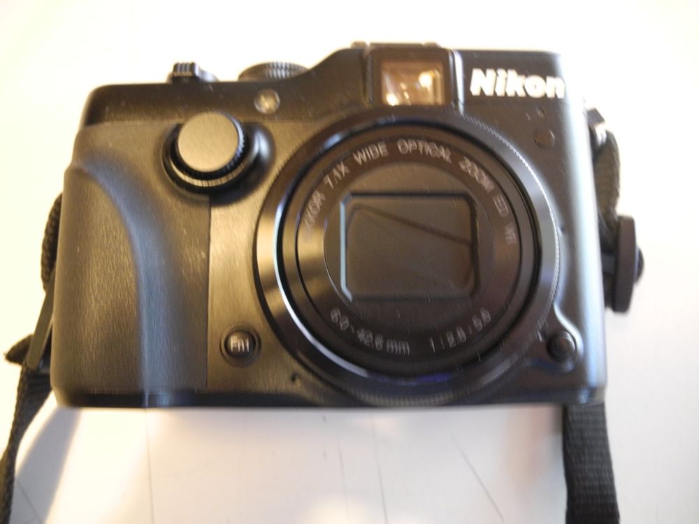 Nikon Coolpix P7100 in optisch tadellosen Zustand (Gebraucht) in ...