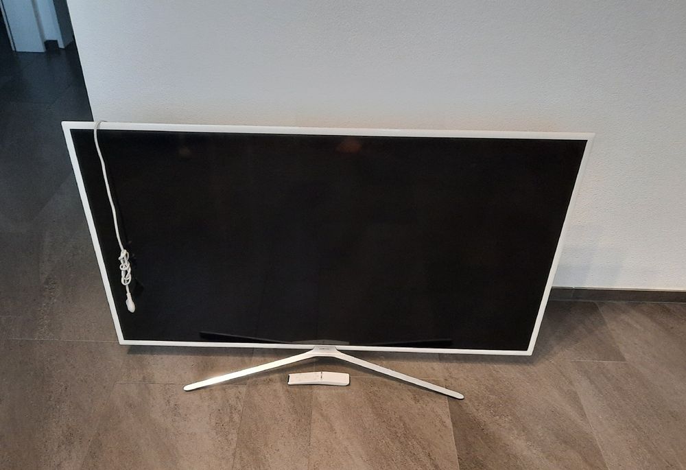 SAMSUNG TV WHITE (Gebraucht) in Niederhelfenschwil für CHF 155 – nur ...