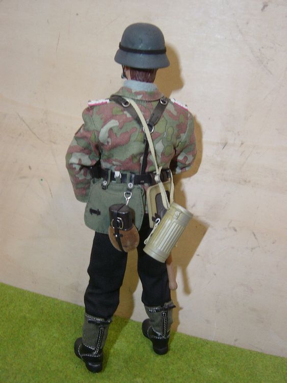 WWII German Figur mit ZF Gewehr in 1:6 / 30 cm | Kaufen auf Ricardo