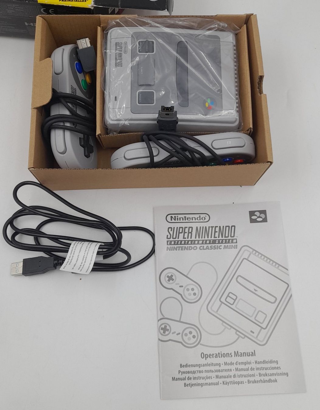 Super Nintendo Classic Mini – 21 Jeux Préinstallés – Boîte (Gebraucht ...