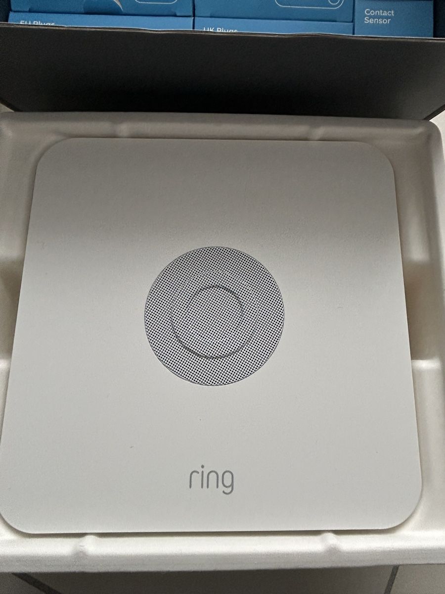 Ring Alarm System 7 pièces + 2 caméras, (neuf) (Neuf avec emballage d ...