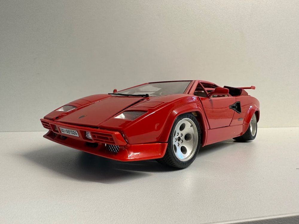 Lamborghini Countach 1:18, rot, Bburago | Kaufen auf Ricardo