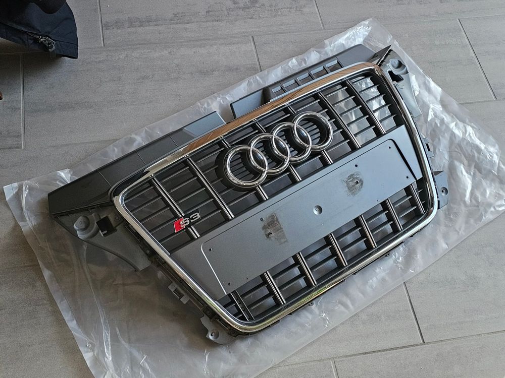 Original Audi S3 8PA Kühlergrill 8P0 853 651 F 1RR (Gebraucht) in Basel ...