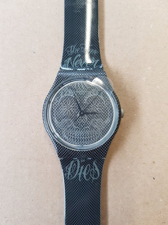 Swatch Uhr " The Time Never Dies " | Kaufen auf Ricardo