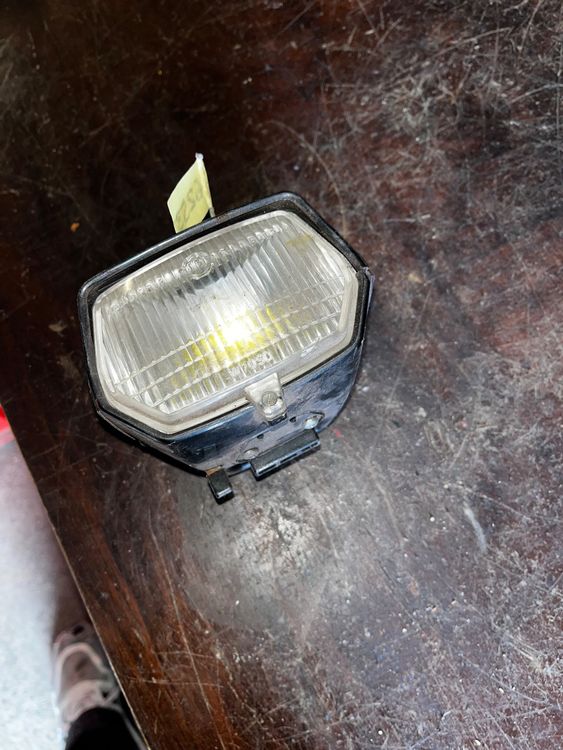 Puch Maxi/X30 Mofa Lampe (Defekt) in Fahrni b. Thun für CHF 37 – mit Lieferung auf Ricardo kaufen