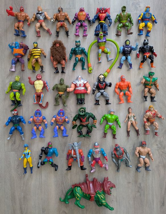 35 figurines vintage MOTU Musclor – Masters of the Universe (D'occasion ...