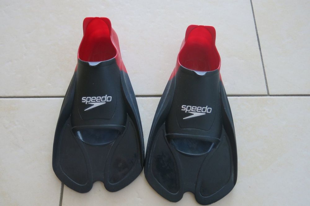 Speedo Biofuse Flossen Grösse 35-36 (Gebraucht) in Hildisrieden für CHF ...