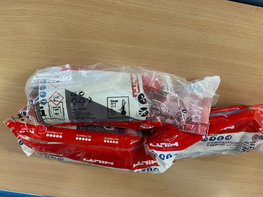 3x Hilti Pack HIT-HY200A (Gebraucht) in für CHF 21 – nur Abholung auf ...