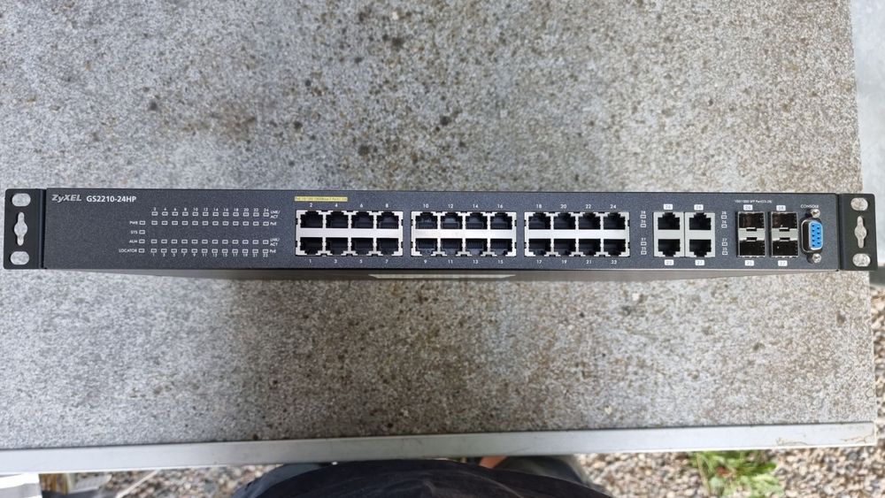Switch / HUB ZyXEL GS2210-24HP PoE (Gebraucht) in Rüti ZH für CHF 50 ...