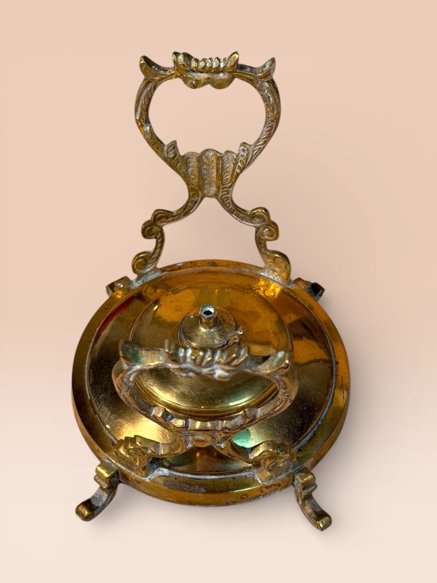 Antique Brass Tea Kettle with stand- Ornate Details! (D'occasion) à ...