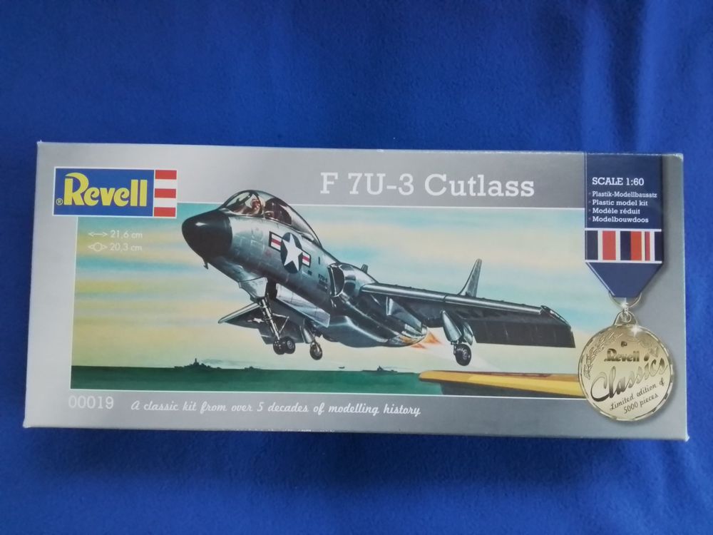 Revell Classics 00019 F 7U-3 Cutlass Flugzeug Bausatz 1:60 (Neu und ...