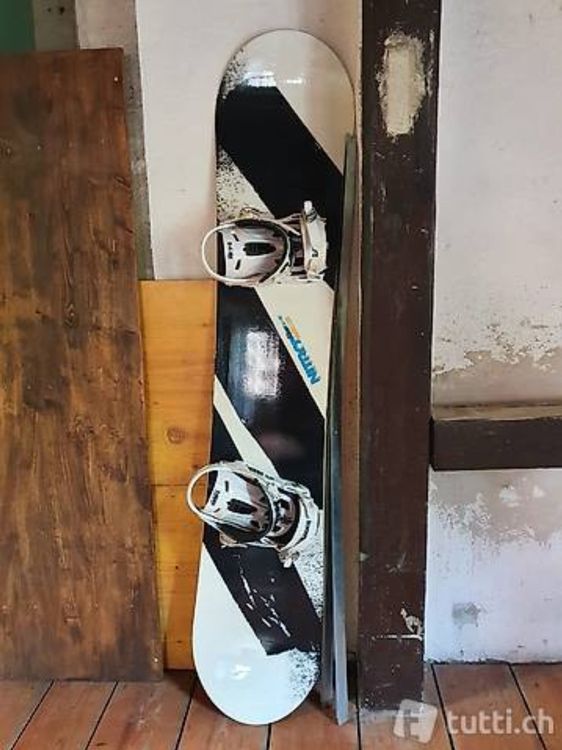 Snowboard 156cm (Gebraucht) in Hettlingen für CHF 20 – nur Abholung auf ...