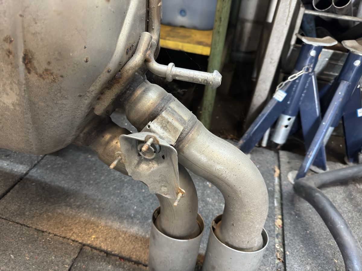 Audi S3 8V Facelift (OPF) Abgasanlage Original (Gebraucht) in Fraubrunnen für CHF 150 – nur ...