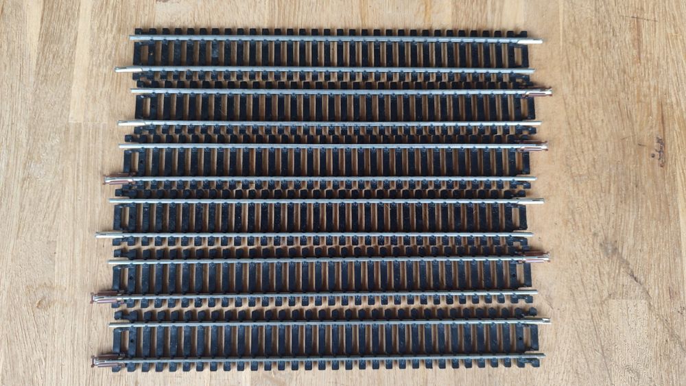 Lot rail droit Lima (15) (D'occasion) à treyvaux pour CHF 3 – avec ...