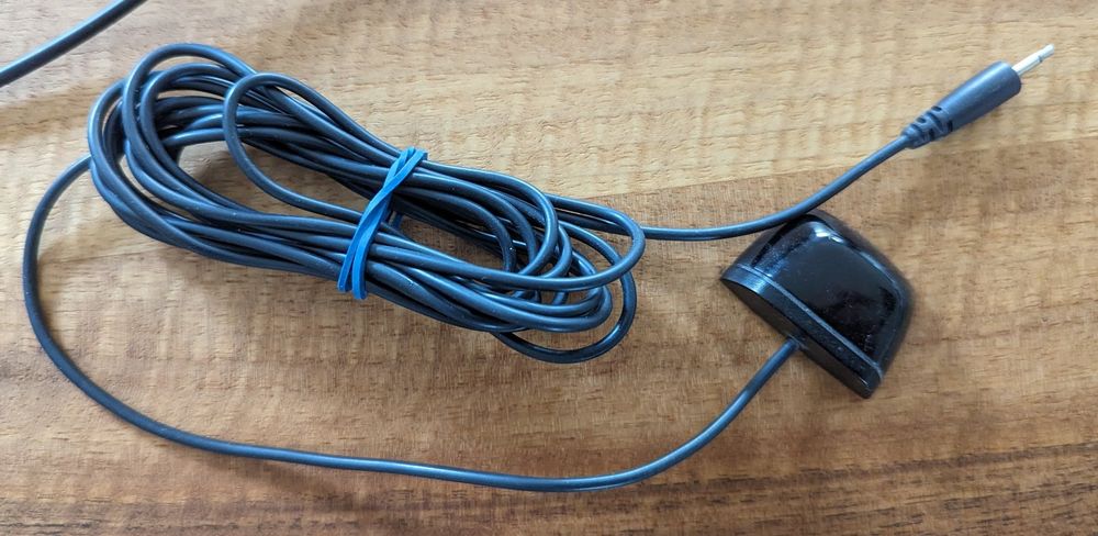 Logitech Harmony Hub Empfänger + Sender (Gebraucht) in Bremgarten b ...