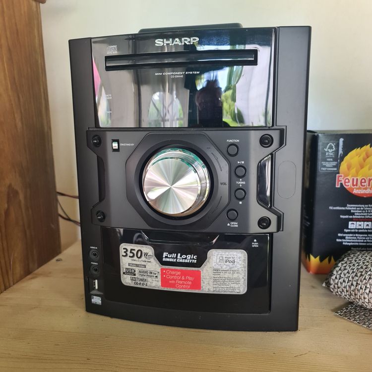 Top Stereoanlage / Super Bass mit Beleuchtung / UBS, etc. (Gebraucht) in Hütten für CHF 50 – mit ...