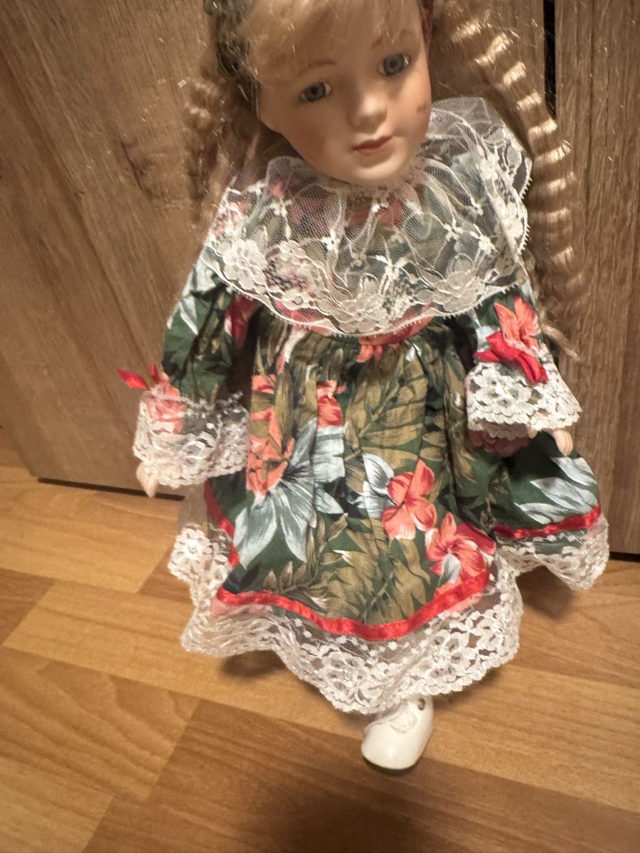 Poupe Porcelaine Collection Prix