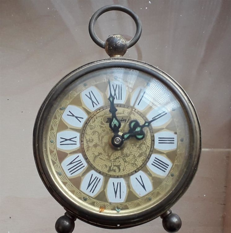 alter Wecker aus Messing (Gebraucht) in Aeschi b. Spiez für CHF 6 – mit ...