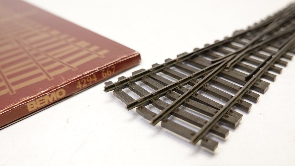 e8 Bemo 4294 667 Doppelkreuzungsweiche Code 70 (Gebraucht) in Thun für CHF 69 – mit Lieferung ...