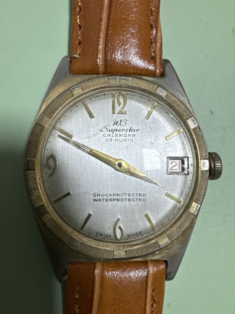 Montre vintage Superstar Calendar Swiss Made, 23 rubis (Gebraucht) in ...