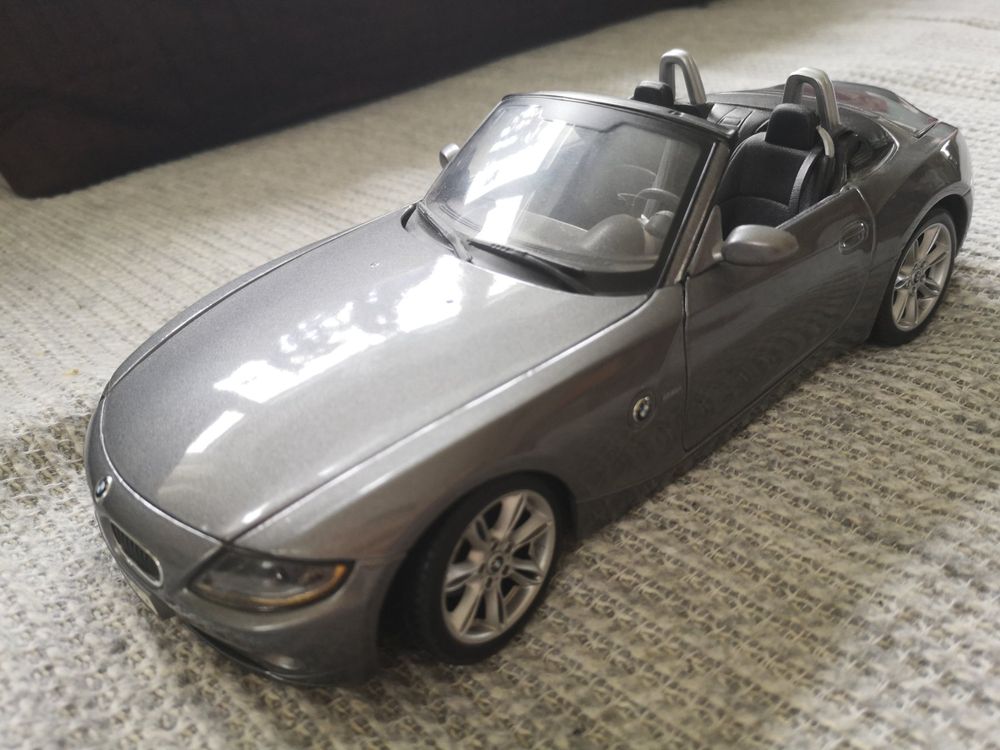 BMW Z4 Modellauto, Maisto 1/18 | Kaufen auf Ricardo
