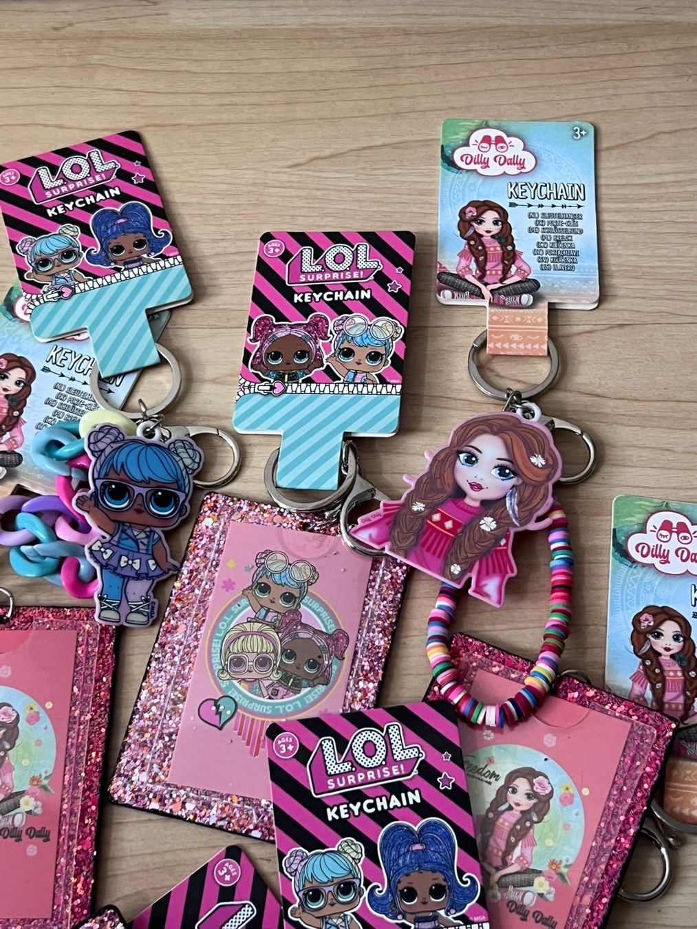 LOL Surprise & Dilly Dally Schlüsselanhänger - 16 Stück #4 (Neu (gemäss ...