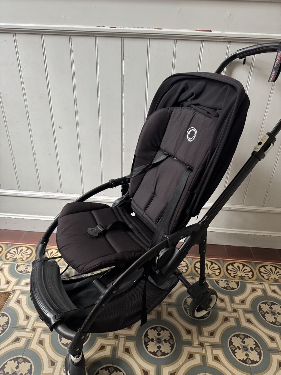 Bugaboo bee + Fußsack+ Sommerkapuze + regenschutz (Gebraucht) in Basel ...
