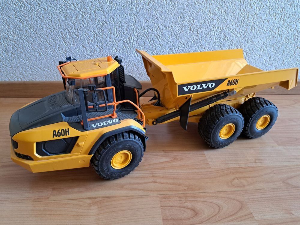 RC Volvo Kipplaster, von Bruder (Gebraucht) in Oberburg für CHF 30 ...