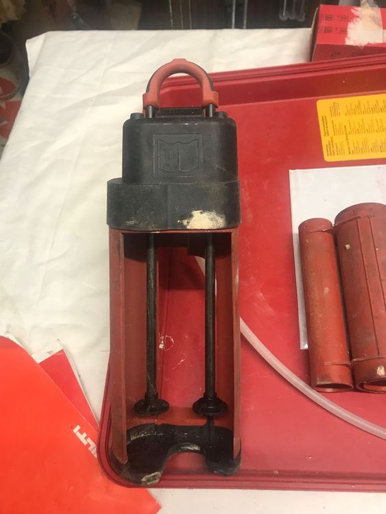 Hilti Hit MD 2000 für Injektion-Dübel-Anwendung (Gebraucht) in ...