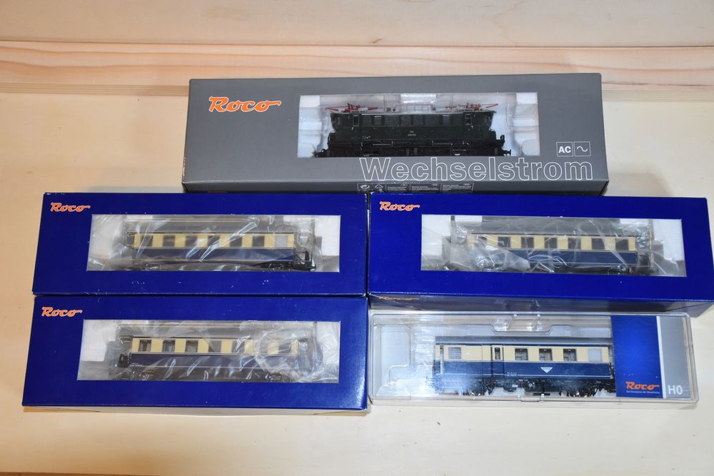 Train /Zug ÖBB Roco. Loc 1245 DIGITALE & 4 voitures/4 Wagen. | Kaufen ...