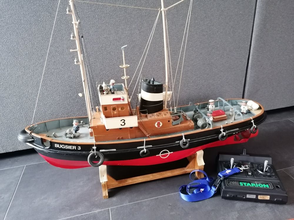 RC Modell Hafenschlepper Bugsier 3 von Graupner (Defekt) in Chabrey für CHF 148 – nur Abholung ...