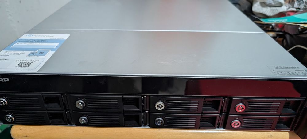 QNAP TVS-871U-RP NAS – 8-Bay Rackmount (Gebraucht) in Winterthur für ...