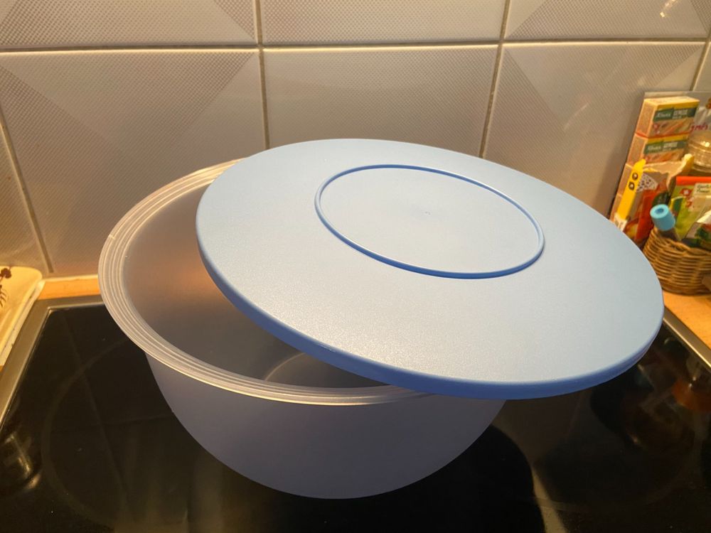 Tupperware Schüssel gross, 4.3 Liter, hellblau, Breite 25 cm | Kaufen ...