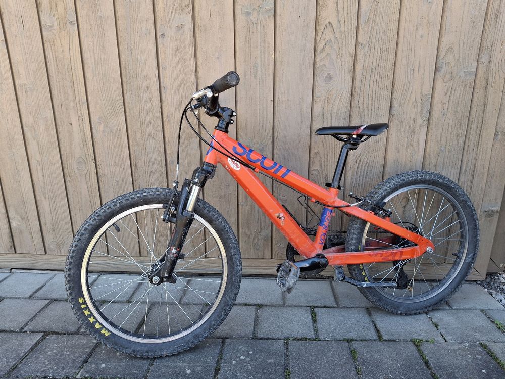 Scott Voltage 20 Zoll Kinder-Fahrrad (Defekt) in Plasselb für CHF 36 – nur Abholung auf Ricardo ...