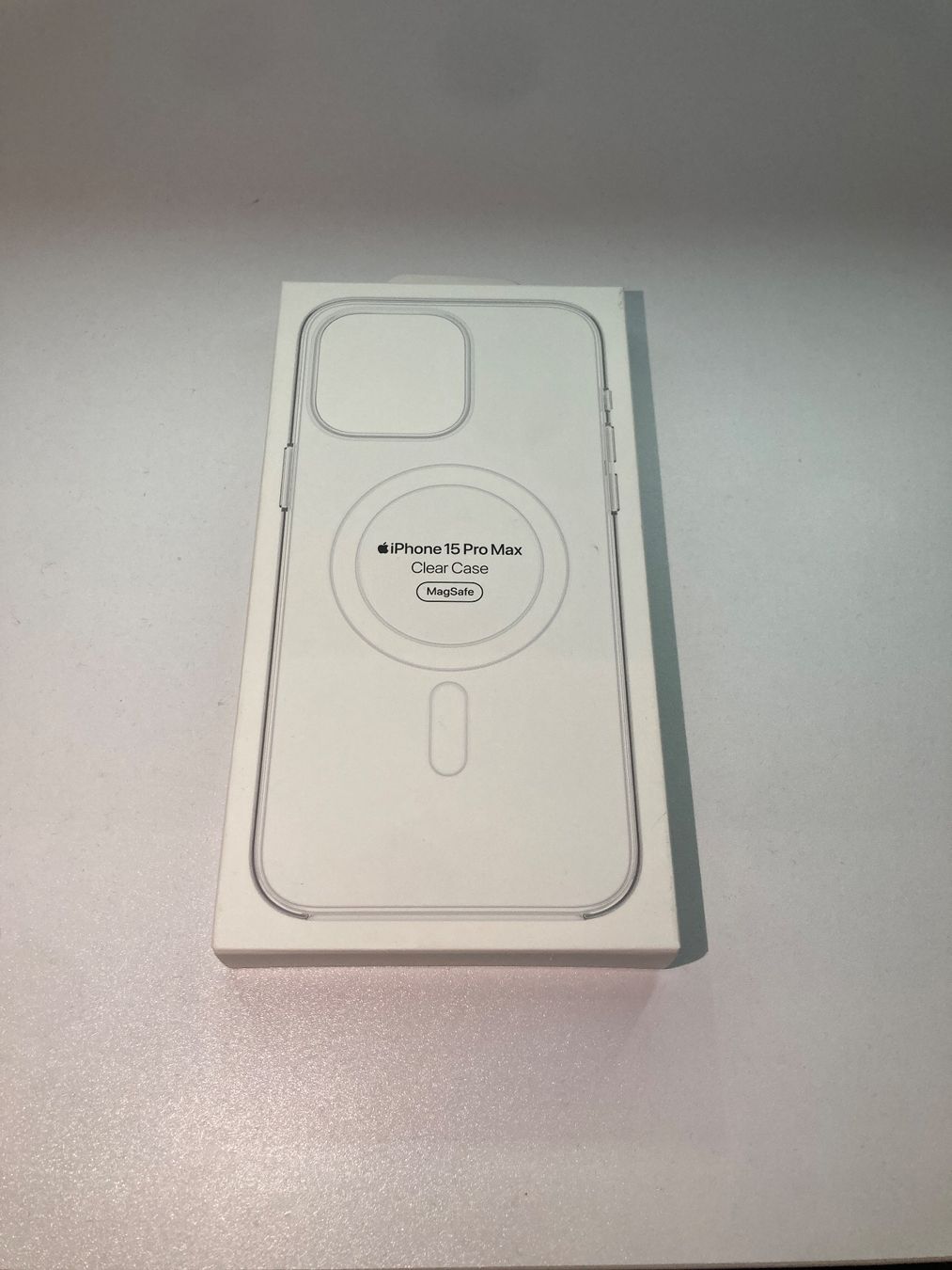 iPhone 15 Pro Max Handyhülle (Gebraucht) in Hellikon für CHF 20 – mit ...