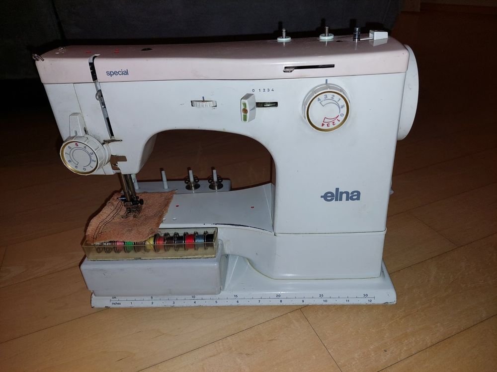 Alte Elna-Nähmaschine in Reinach BL | Kaufen auf Ricardo