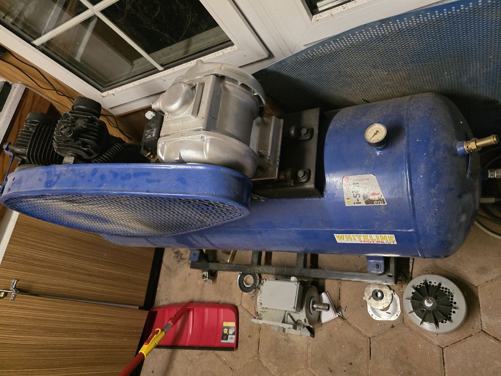 Profi Kompressor mit Patina ideal für Werkstatt! (Gebraucht) in ...