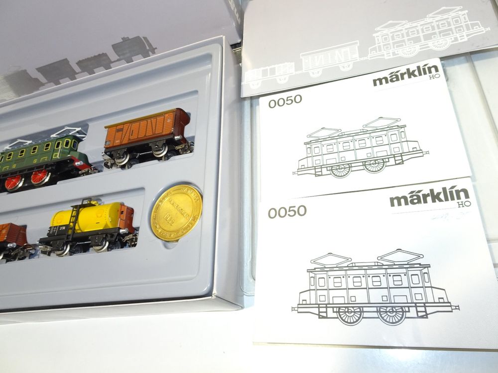 Märklin Zugset Lokomotive - 3 Güterwagen HO 0050 (Gebraucht) in Luzern ...