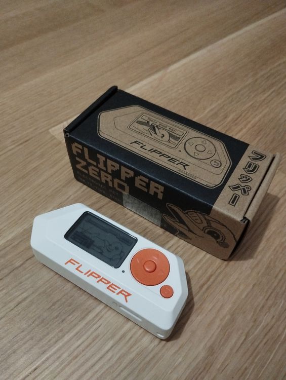 Flipper Zero - Portable Multi-Tool (Neu (gemäss Beschreibung)) in für ...