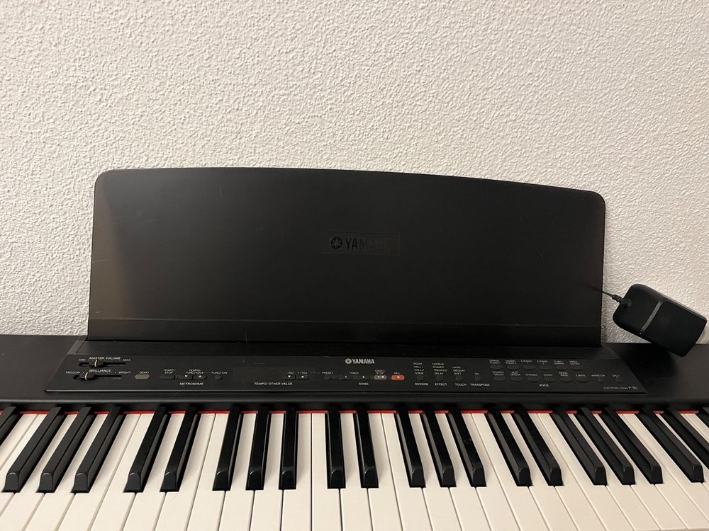 Yamaha P-90 Digital Piano | Kaufen auf Ricardo