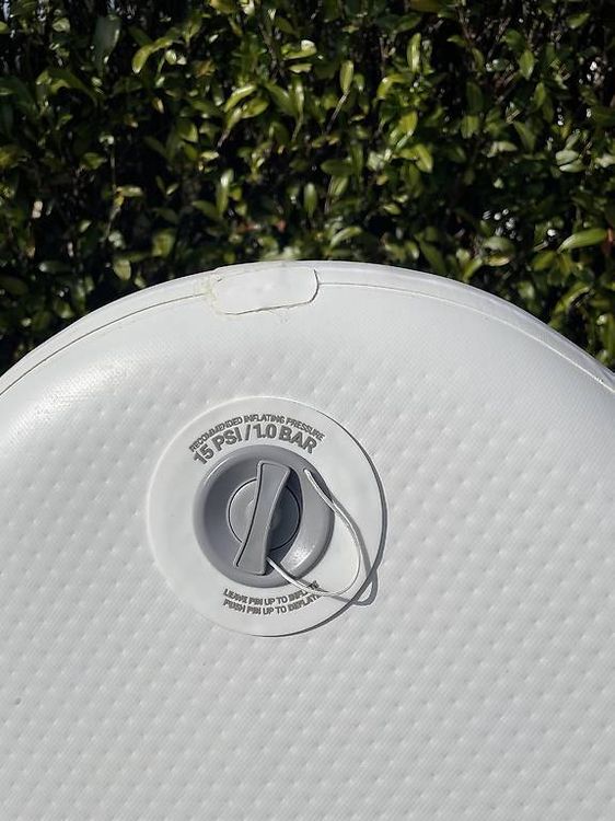 Planche wingfoil gonflable Vayu (Gebraucht) in nyon für CHF 130 – nur ...