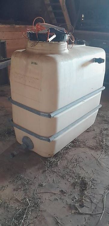 Wassertank 1000 Liter mit Biral Niveausteuerung (Gebraucht) in ...