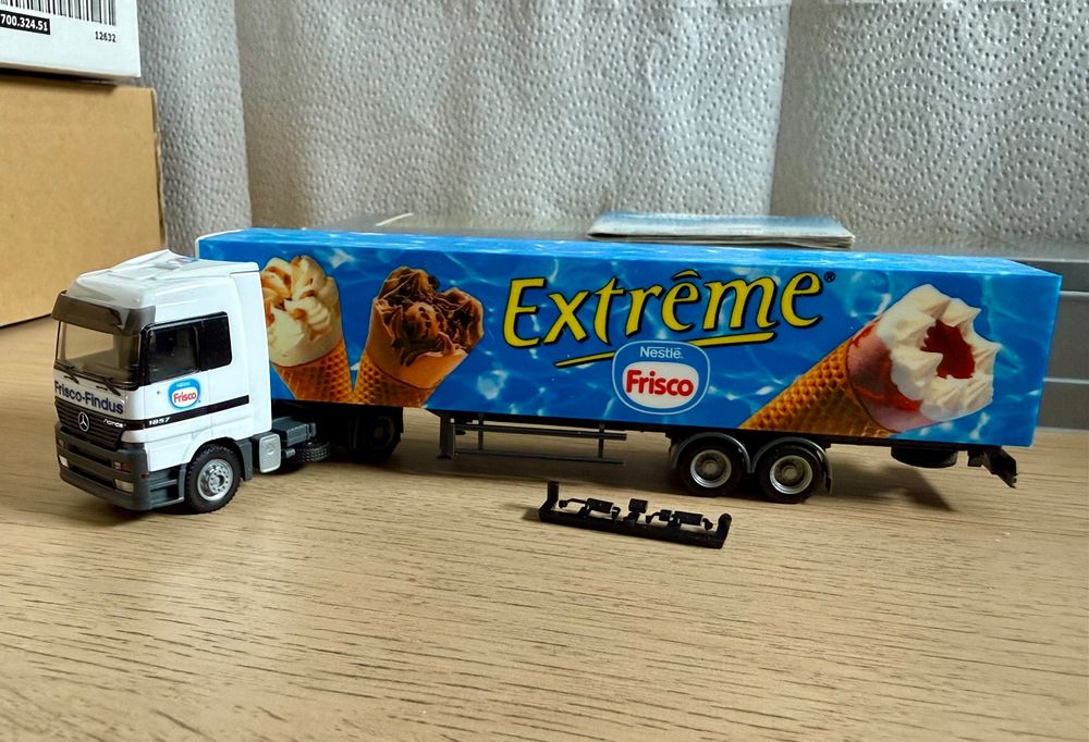 Mercedes Actros Frisco-Findus Glace « Extrême » Herpa 1/87 (Neu und ...