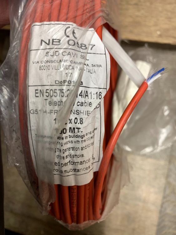 Kabel mit rotem Mantel 1x2x0.8, ca 30m | Kaufen auf Ricardo