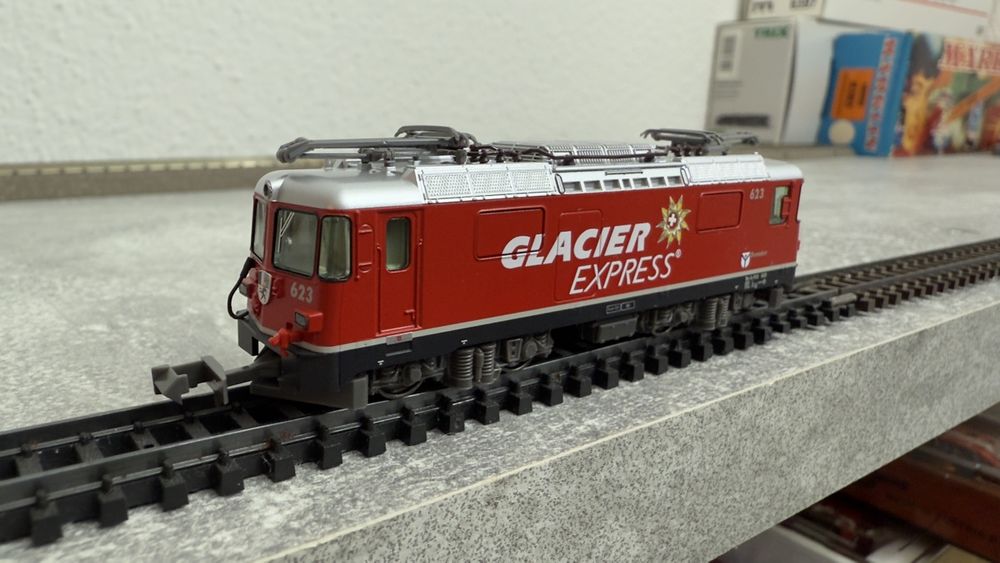 KATO Rhätische Bahn Ge 4/4-II Glacier Express Spur N (Neu (gemäss ...